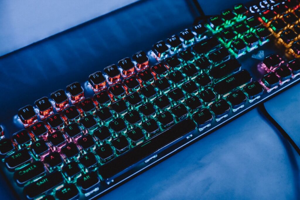 What to Look for in a Gaming Keyboard? - Life in lines